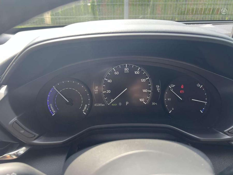 Grey Mazda MX-30 2020 in Siauliai, with an engine capacity of 0.00 L and mileage of 42 thousand km for 13500 €, photo 22 on AUTOMOTO.COM.LV