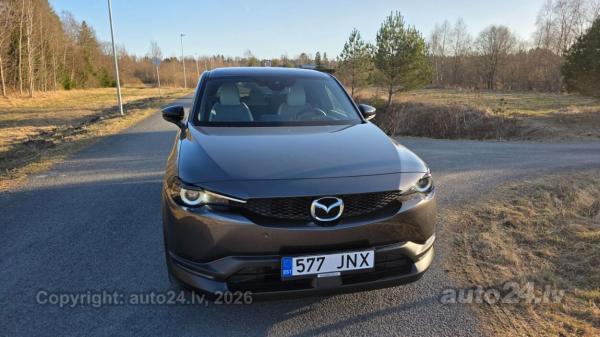 Pelēks Mazda MX-30 2021 Tallina, ar dzinēja tilpumu 0.00 L un nobraukumu 56 tūkst. km par 16500 €, foto 3 vietnē AUTOMOTO.COM.LV