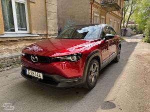 Красный Мазда MX-30 2020 в Вильнюс, объемом двигателя 0.00 л и пробегом 66 тыс. км за 11500 €, фото 6 на AUTOMOTO.COM.LV