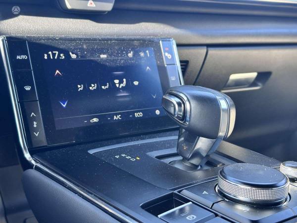 Balts Mazda MX-30 2021 Klaipėda, ar dzinēja tilpumu 0.00 L un nobraukumu 46 tūkst. km par 12900 €, foto 8 vietnē AUTOMOTO.COM.LV