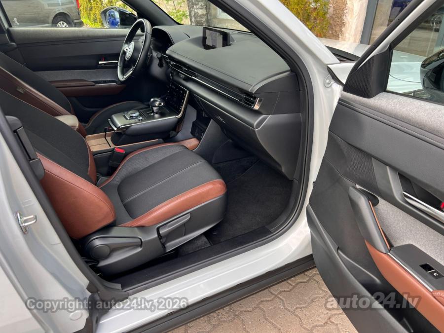 Balts Mazda MX-30 2023 Tallina, ar dzinēja tilpumu 0.00 L un nobraukumu 47 tūkst. km par 16990 €, foto 7 vietnē AUTOMOTO.COM.LV