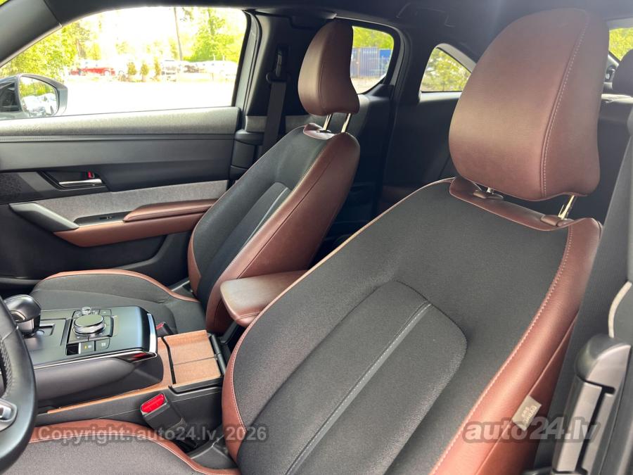 Balts Mazda MX-30 2023 Tallina, ar dzinēja tilpumu 0.00 L un nobraukumu 47 tūkst. km par 16990 €, foto 16 vietnē AUTOMOTO.COM.LV