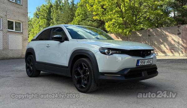 Balts Mazda MX-30 2020 Tallina, ar dzinēja tilpumu 0.00 L un nobraukumu 80 tūkst. km par 10900 €, foto 1 vietnē AUTOMOTO.COM.LV