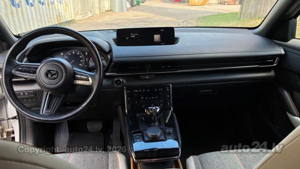 Balts Mazda MX-30 2020 Tallina, ar dzinēja tilpumu 0.00 L un nobraukumu 80 tūkst. km par 10900 €, foto 9 vietnē AUTOMOTO.COM.LV
