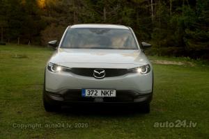 Balts Mazda MX-30 2020 Kerdla, ar dzinēja tilpumu 0.00 L un nobraukumu 104 tūkst. km par 13200 €, foto 5 vietnē AUTOMOTO.COM.LV