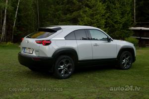 Balts Mazda MX-30 2020 Kerdla, ar dzinēja tilpumu 0.00 L un nobraukumu 104 tūkst. km par 13200 €, foto 7 vietnē AUTOMOTO.COM.LV