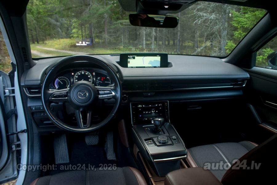 Balts Mazda MX-30 2020 Kerdla, ar dzinēja tilpumu 0.00 L un nobraukumu 104 tūkst. km par 13200 €, foto 18 vietnē AUTOMOTO.COM.LV