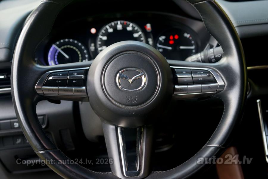 Balts Mazda MX-30 2020 Kerdla, ar dzinēja tilpumu 0.00 L un nobraukumu 104 tūkst. km par 13200 €, foto 21 vietnē AUTOMOTO.COM.LV