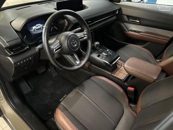 Dzeltens Mazda MX-30 2024 Viļņa, ar dzinēja tilpumu 1.70 L un nobraukumu 26 tūkst. km par 23200 €, foto 8 vietnē AUTOMOTO.COM.LV