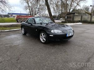 Melns Mazda MX-5 2002 Rīga, ar dzinēja tilpumu 1.60 L un nobraukumu 133 tūkst. km par 4300 €, foto 5 vietnē AUTOMOTO.COM.LV