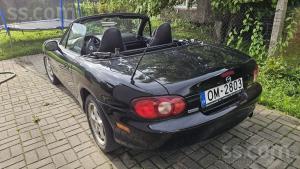 Melns Mazda MX-5 2002 Jelgava, ar dzinēja tilpumu 1.60 L un nobraukumu 155 tūkst. km par 4300 €, foto 6 vietnē AUTOMOTO.COM.LV