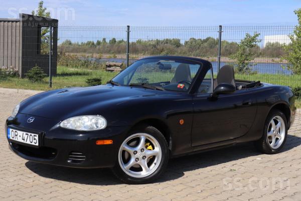 Melns Mazda MX-5 2002 Rīga, ar dzinēja tilpumu 1.60 L un nobraukumu 164 tūkst. km par 4250 €, foto 5 vietnē AUTOMOTO.COM.LV