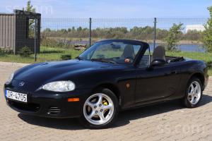Melns Mazda MX-5 2002 Rīga, ar dzinēja tilpumu 1.60 L un nobraukumu 164 tūkst. km par 4250 €, foto 5 vietnē AUTOMOTO.COM.LV