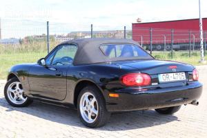 Melns Mazda MX-5 2002 Rīga, ar dzinēja tilpumu 1.60 L un nobraukumu 164 tūkst. km par 4250 €, foto 16 vietnē AUTOMOTO.COM.LV