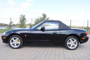 Melns Mazda MX-5 2002 Rīga, ar dzinēja tilpumu 1.60 L un nobraukumu 164 tūkst. km par 4250 €, foto 18 vietnē AUTOMOTO.COM.LV