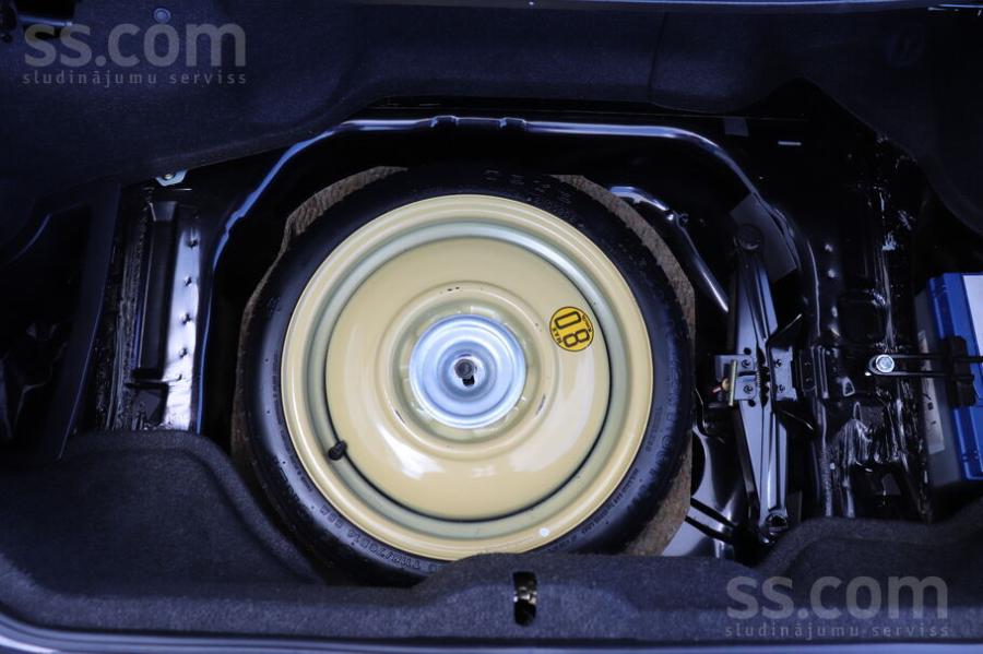 Melns Mazda MX-5 2002 Rīga, ar dzinēja tilpumu 1.60 L un nobraukumu 164 tūkst. km par 4250 €, foto 23 vietnē AUTOMOTO.COM.LV