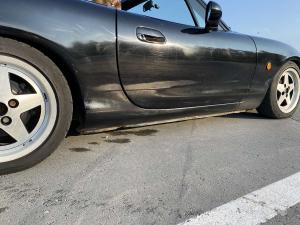 Black Mazda MX-5 2003 in Vilnius, with an engine capacity of 1.60 L and mileage of 180 thousand km for 4499 €, photo 24 on AUTOMOTO.COM.LV