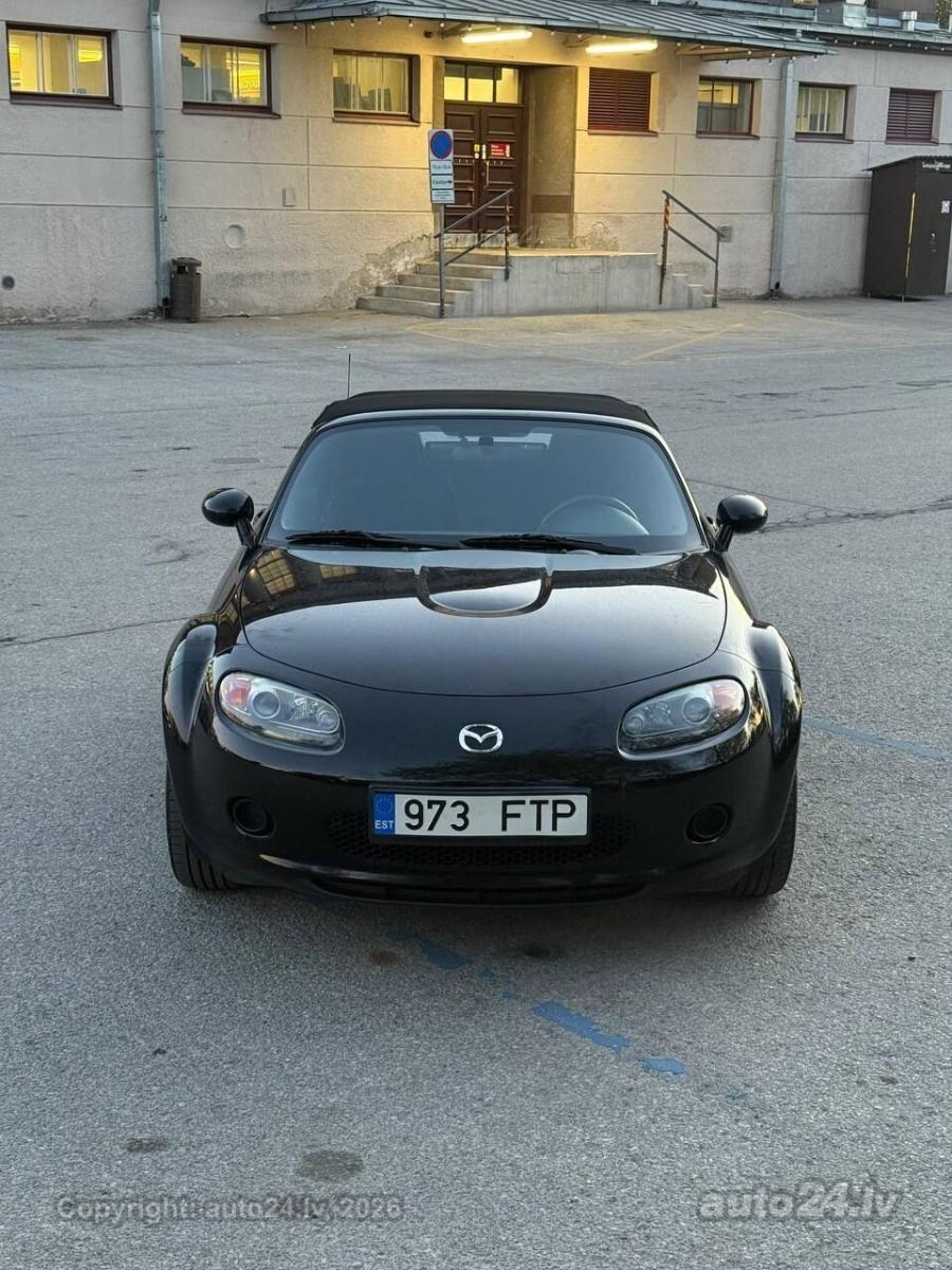 Melns Mazda MX-5 2005 Tallina, ar dzinēja tilpumu 1.80 L un nobraukumu 147 tūkst. km par 8990 €, foto 3 vietnē AUTOMOTO.COM.LV