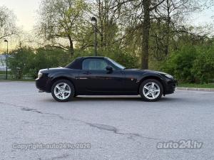 Melns Mazda MX-5 2005 Tallina, ar dzinēja tilpumu 1.80 L un nobraukumu 147 tūkst. km par 8990 €, foto 8 vietnē AUTOMOTO.COM.LV