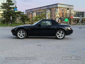 Melns Mazda MX-5 2005 Tallina, ar dzinēja tilpumu 1.80 L un nobraukumu 147 tūkst. km par 8990 €, foto 9 vietnē AUTOMOTO.COM.LV