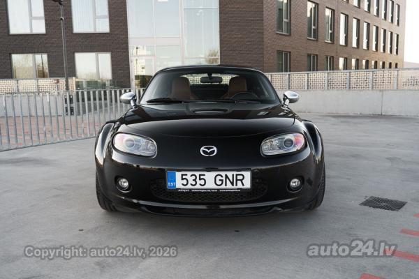 Black Mazda MX-5 2007 in Tartu, with an engine capacity of 2.00 L and mileage of 140 thousand km for 10490 €, photo 2 on AUTOMOTO.COM.LV
