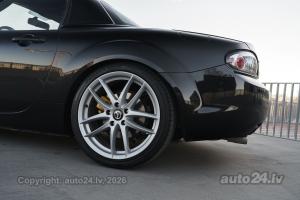 Black Mazda MX-5 2007 in Tartu, with an engine capacity of 2.00 L and mileage of 140 thousand km for 10490 €, photo 10 on AUTOMOTO.COM.LV