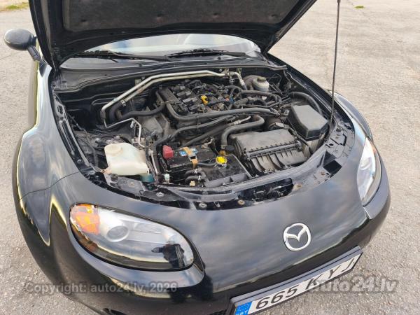 Melns Mazda MX-5 2007 Tallina, ar dzinēja tilpumu 2.00 L un nobraukumu 251 tūkst. km par 8500 €, foto 2 vietnē AUTOMOTO.COM.LV