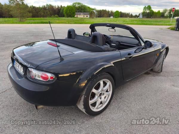 Melns Mazda MX-5 2007 Tallina, ar dzinēja tilpumu 2.00 L un nobraukumu 251 tūkst. km par 8500 €, foto 5 vietnē AUTOMOTO.COM.LV