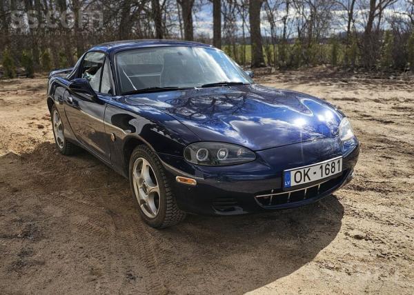 Blue Mazda MX-5 2000 in Gulbene, with an engine capacity of 1.60 L and mileage of 264 thousand km for 4995 €, photo 1 on AUTOMOTO.COM.LV