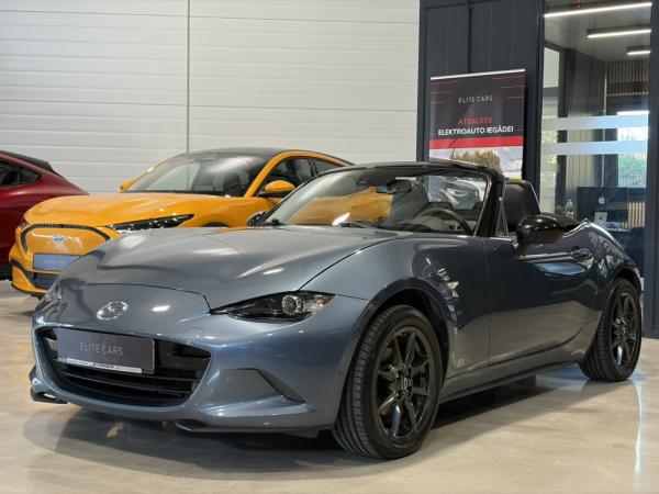 Blue Mazda MX-5 2017 in Riga, with an engine capacity of 1.50 L and mileage of 12 thousand km for 22990 €, photo 4 on AUTOMOTO.COM.LV