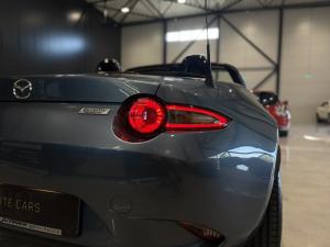 Blue Mazda MX-5 2017 in Riga, with an engine capacity of 1.50 L and mileage of 12 thousand km for 22990 €, photo 19 on AUTOMOTO.COM.LV