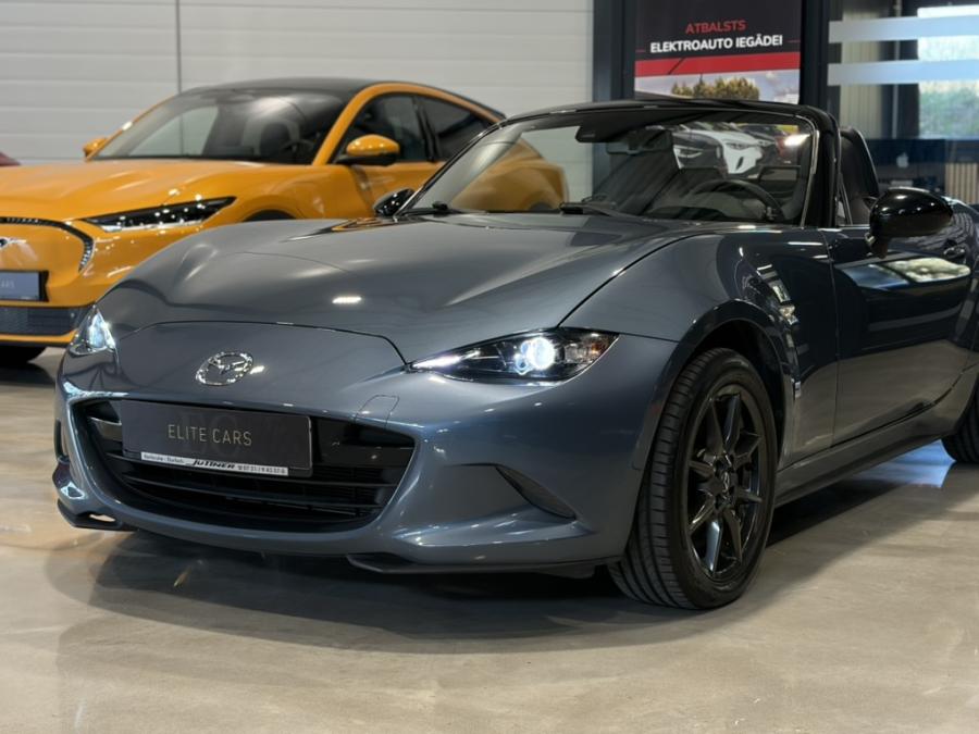 Blue Mazda MX-5 2017 in Riga, with an engine capacity of 1.50 L and mileage of 12 thousand km for 22990 €, photo 21 on AUTOMOTO.COM.LV