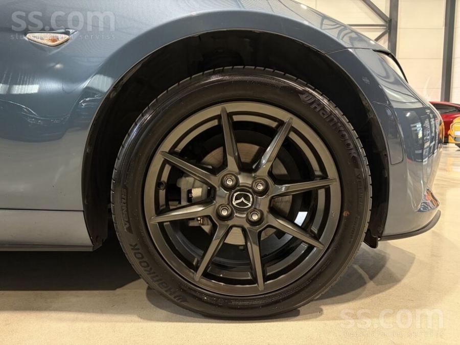 Blue Mazda MX-5 2017 in Riga, with an engine capacity of 1.50 L and mileage of 12 thousand km for 22990 €, photo 19 on AUTOMOTO.COM.LV