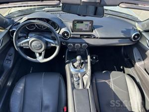 Brown Mazda MX-5 2023 in Riga, with an engine capacity of 2.00 L and mileage of 16 thousand km for 31900 €, photo 6 on AUTOMOTO.COM.LV