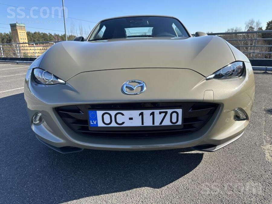 Brown Mazda MX-5 2023 in Riga, with an engine capacity of 2.00 L and mileage of 16 thousand km for 31900 €, photo 21 on AUTOMOTO.COM.LV
