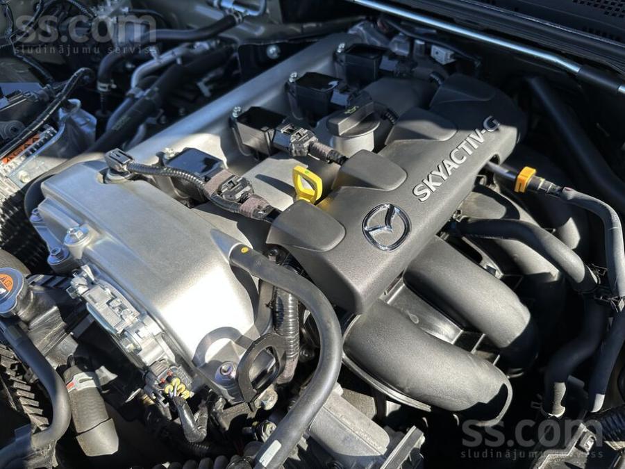 Brown Mazda MX-5 2023 in Riga, with an engine capacity of 2.00 L and mileage of 16 thousand km for 31900 €, photo 25 on AUTOMOTO.COM.LV