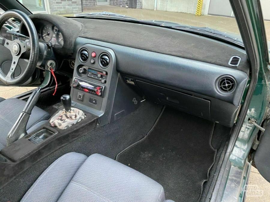 Mazda MX-5 1994 in Vilnius, with an engine capacity of 1.80 L and mileage of 230 thousand km for 7200 €, photo 12 on AUTOMOTO.COM.LV
