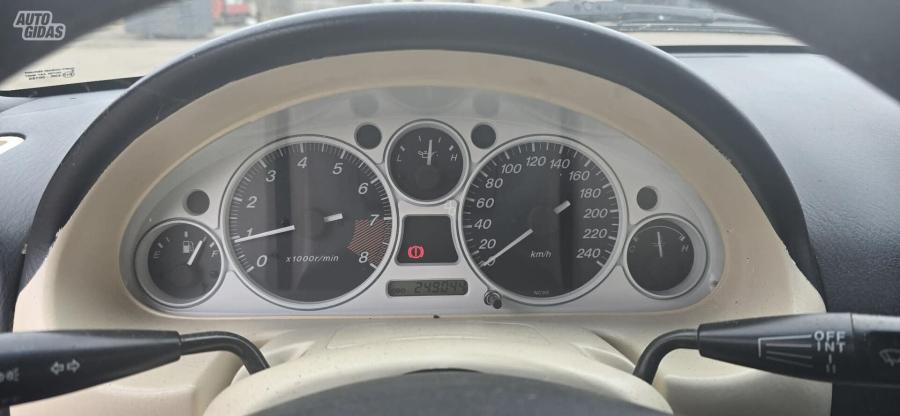 Mazda MX-5 1998 Viļņa, ar dzinēja tilpumu 1.80 L un nobraukumu 249 tūkst. km par 2600 €, foto 3 vietnē AUTOMOTO.COM.LV