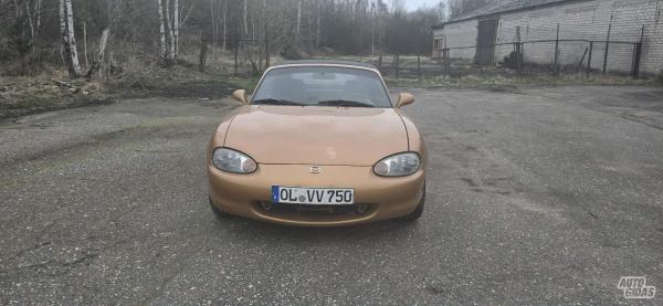 Mazda MX-5 1998 Viļņa, ar dzinēja tilpumu 1.80 L un nobraukumu 249 tūkst. km par 2600 €, foto 3 vietnē AUTOMOTO.COM.LV