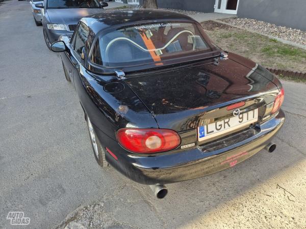 Mazda MX-5 1998 Viļņa, ar dzinēja tilpumu 1.80 L un nobraukumu 180 tūkst. km par 4500 €, foto 3 vietnē AUTOMOTO.COM.LV