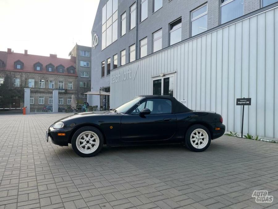 Mazda MX-5 2000 in Vilnius, with an engine capacity of 1.80 L and mileage of 169 thousand km for 6000 €, photo 6 on AUTOMOTO.COM.LV