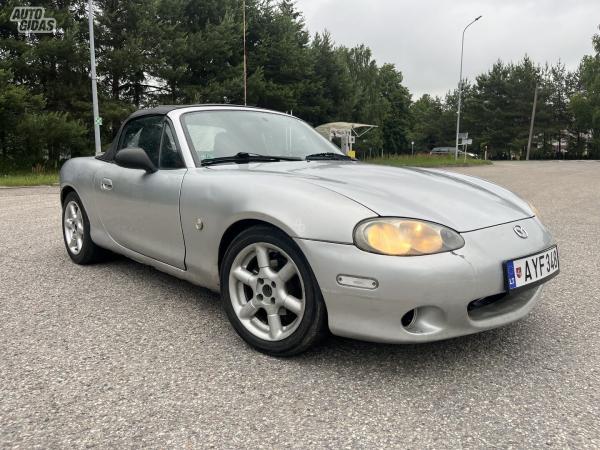 Mazda MX-5 2001 Jurbarkas, ar dzinēja tilpumu 1.60 L un nobraukumu 200 tūkst. km par 2550 €, foto 2 vietnē AUTOMOTO.COM.LV
