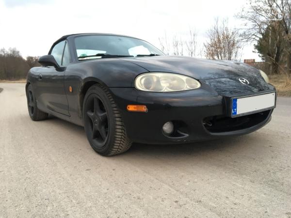 Mazda MX-5 2001 Viļņa vietnē Mazda MX-5 2001 Viļņa, ar dzinēja tilpumu 1.90 L un nobraukumu 212 tūkst. km par 16200 €, foto 1 vietnē AUTOMOTO.COM.LV