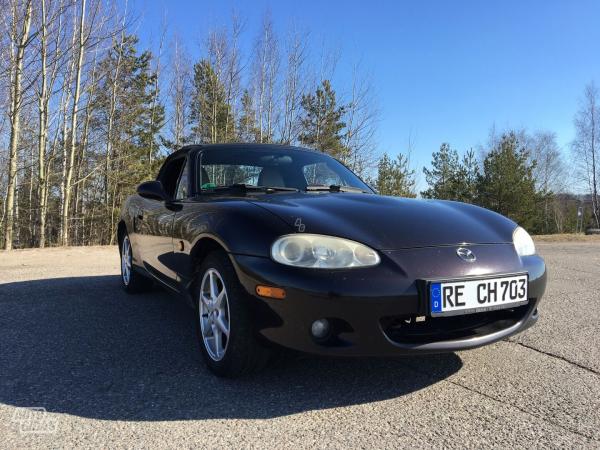 Mazda MX-5 2003 Viļņa, ar dzinēja tilpumu 1.60 L un nobraukumu 310 tūkst. km par 2400 €, foto 4 vietnē AUTOMOTO.COM.LV