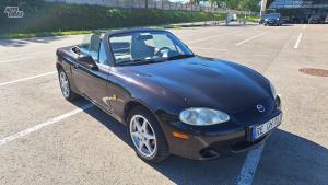 Mazda MX-5 2003 in Vilnius, with an engine capacity of 1.60 L and mileage of 310 thousand km for 2850 €, photo 4 on AUTOMOTO.COM.LV