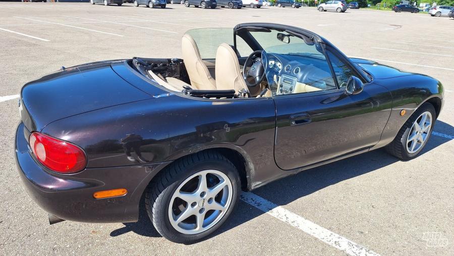 Mazda MX-5 2003 in Vilnius, with an engine capacity of 1.60 L and mileage of 310 thousand km for 2850 €, photo 6 on AUTOMOTO.COM.LV