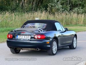 Mazda MX-5 2005 Tallina, ar dzinēja tilpumu 1.60 L un nobraukumu 281 tūkst. km par 5990 €, foto 11 vietnē AUTOMOTO.COM.LV