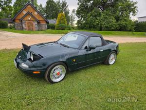 Zaļš Mazda MX-5 1994 Tallina, ar dzinēja tilpumu 1.80 L un nobraukumu 183 tūkst. km par 15000 €, foto 3 vietnē AUTOMOTO.COM.LV