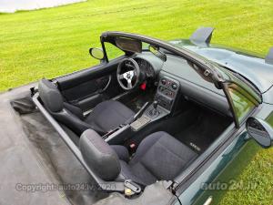 Zaļš Mazda MX-5 1994 Tallina, ar dzinēja tilpumu 1.80 L un nobraukumu 183 tūkst. km par 15000 €, foto 4 vietnē AUTOMOTO.COM.LV