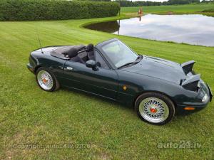 Zaļš Mazda MX-5 1994 Tallina, ar dzinēja tilpumu 1.80 L un nobraukumu 183 tūkst. km par 15000 €, foto 8 vietnē AUTOMOTO.COM.LV